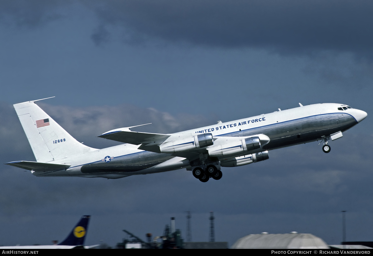 Aircraft Photo of 61-2669 / 12669 | Boeing C-135C Stratolifter | USA ...