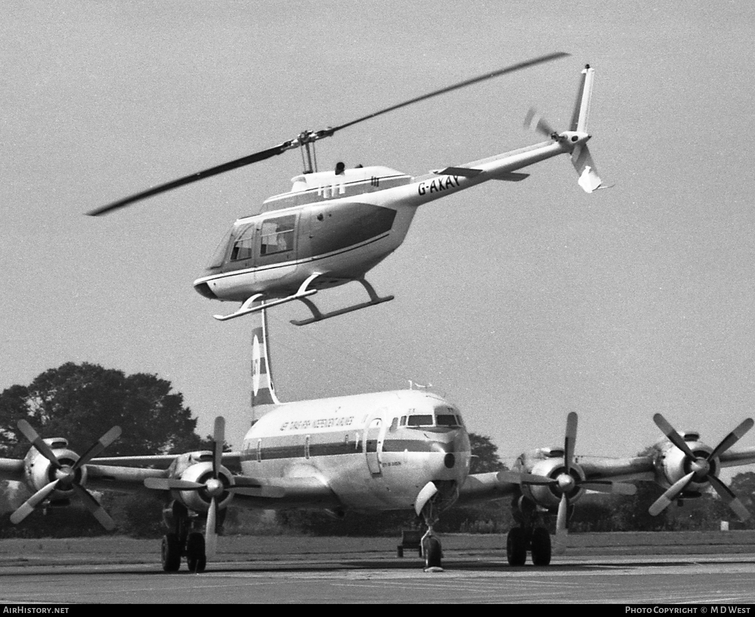 Aircraft Photo of G-AXAY | Bell 206A JetRanger | AirHistory.net #75083