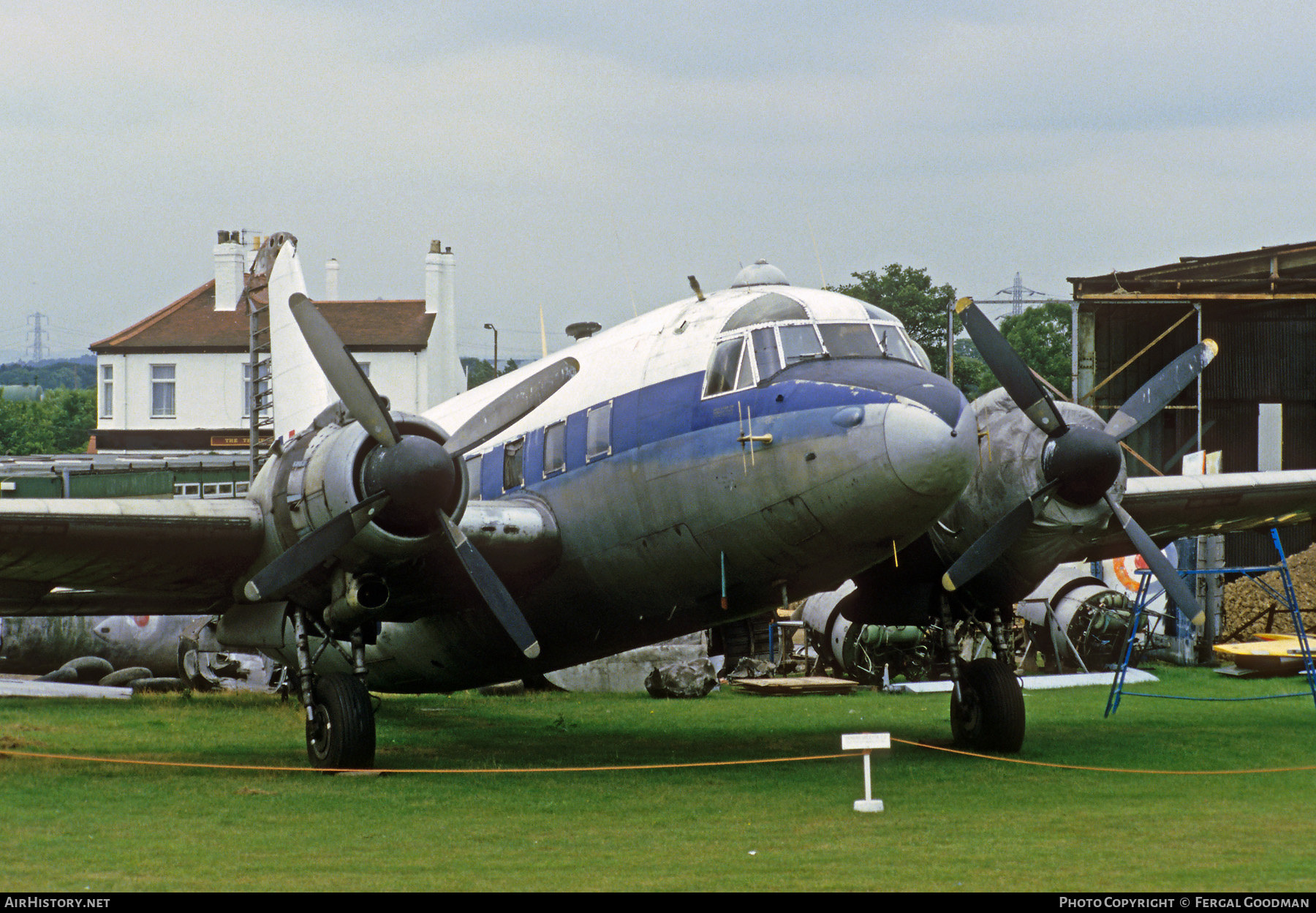 Aircraft Photo of VX577 | Vickers 659 Valetta C2 | UK - Air Force ...