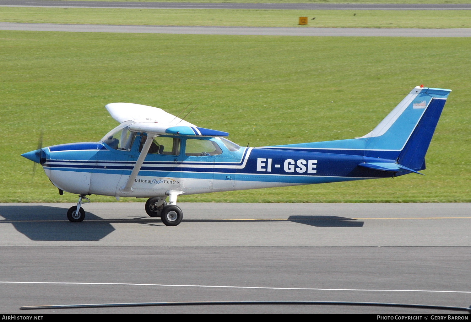 Aircraft Photo of EI-GSE | Reims F172M | National Flight Centre ...