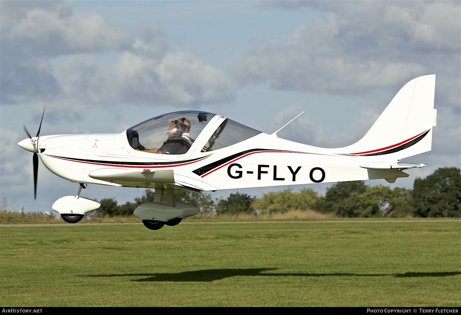 Aircraft Photo of G-FLYO | Evektor-Aerotechnik EV-97 EuroStar SL ...