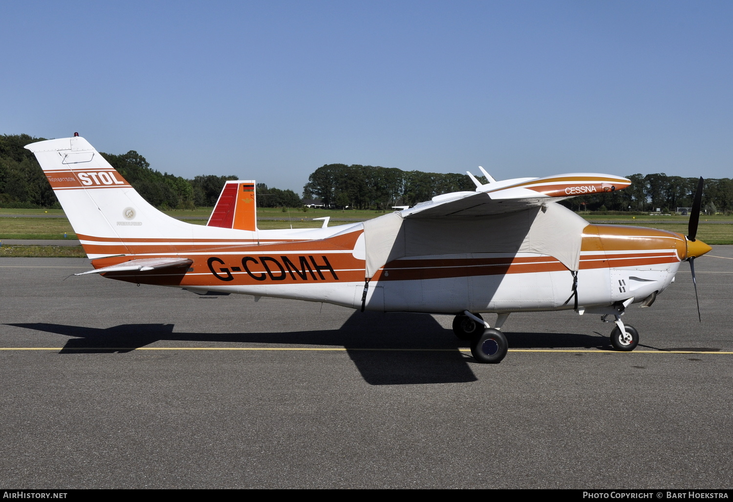 Aircraft Photo of G-CDMH | Cessna P210N Pressurized Centurion ...