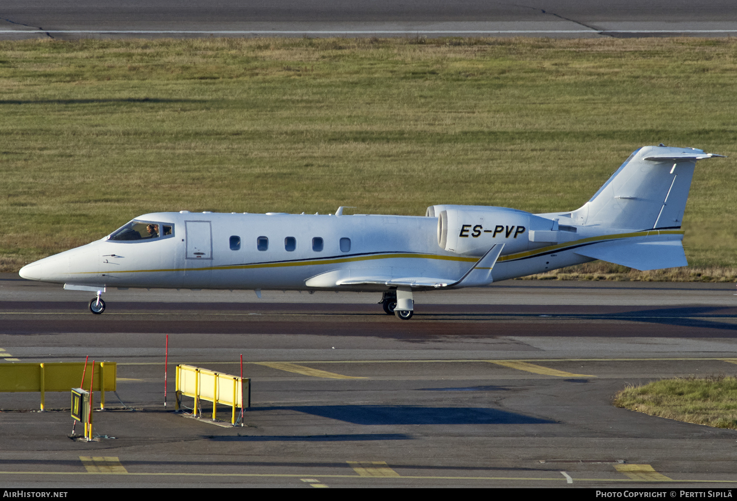 Aircraft Photo of ES-PVP | Learjet 60 | AirHistory.net #203893