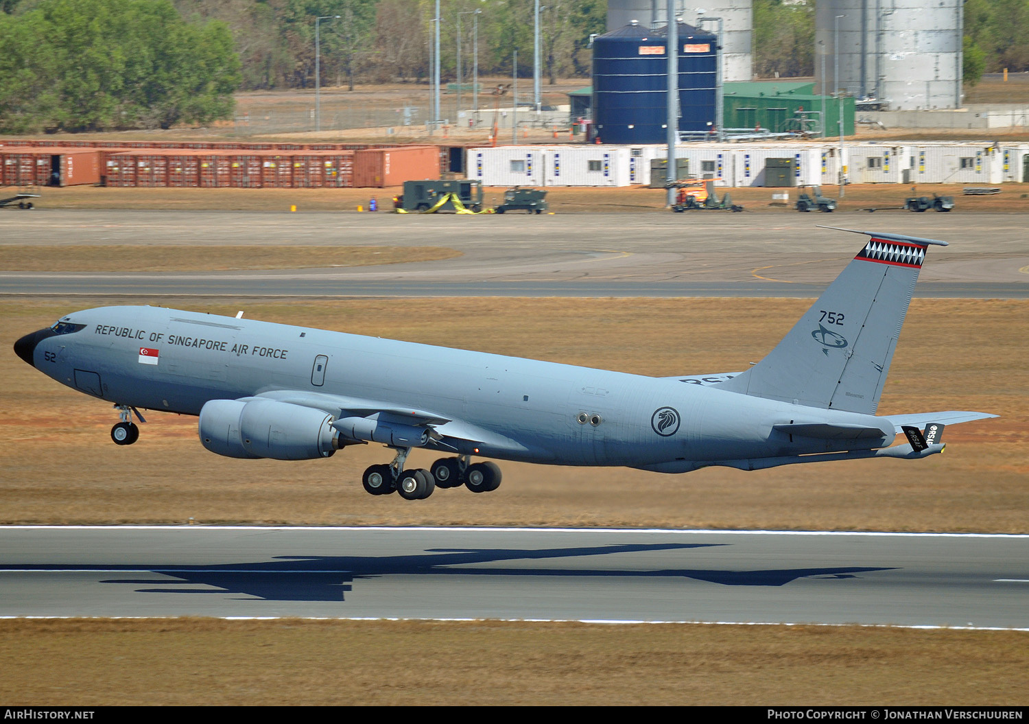 Aircraft Photo of 752 | Boeing KC-135R Stratotanker | Singapore - Air ...