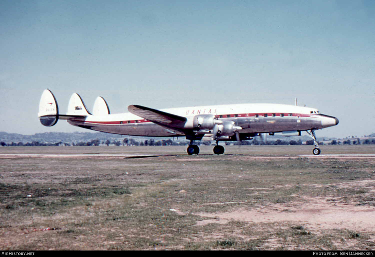 Aircraft Photo of VH-EAI | Lockheed L-1049E Super Constellation ...