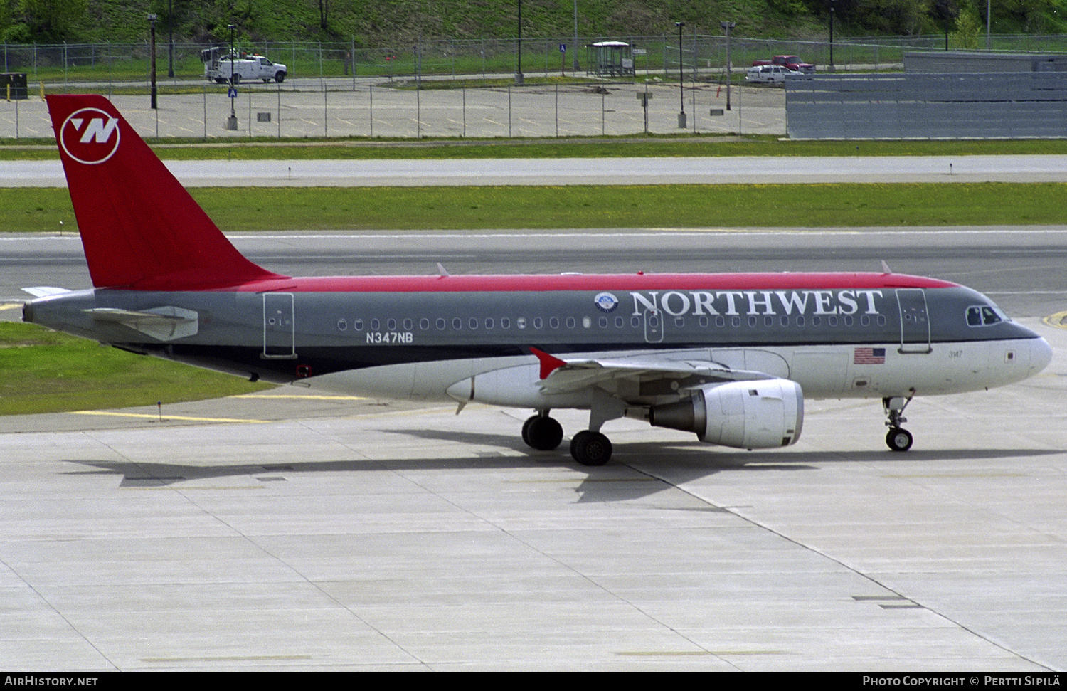 Aircraft Photo of N347NB | Airbus A319-114 | Northwest Airlines ...