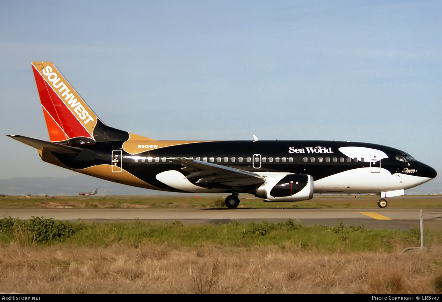 Aircraft Photo of N501SW | Boeing 737-5H4 | Southwest Airlines ...