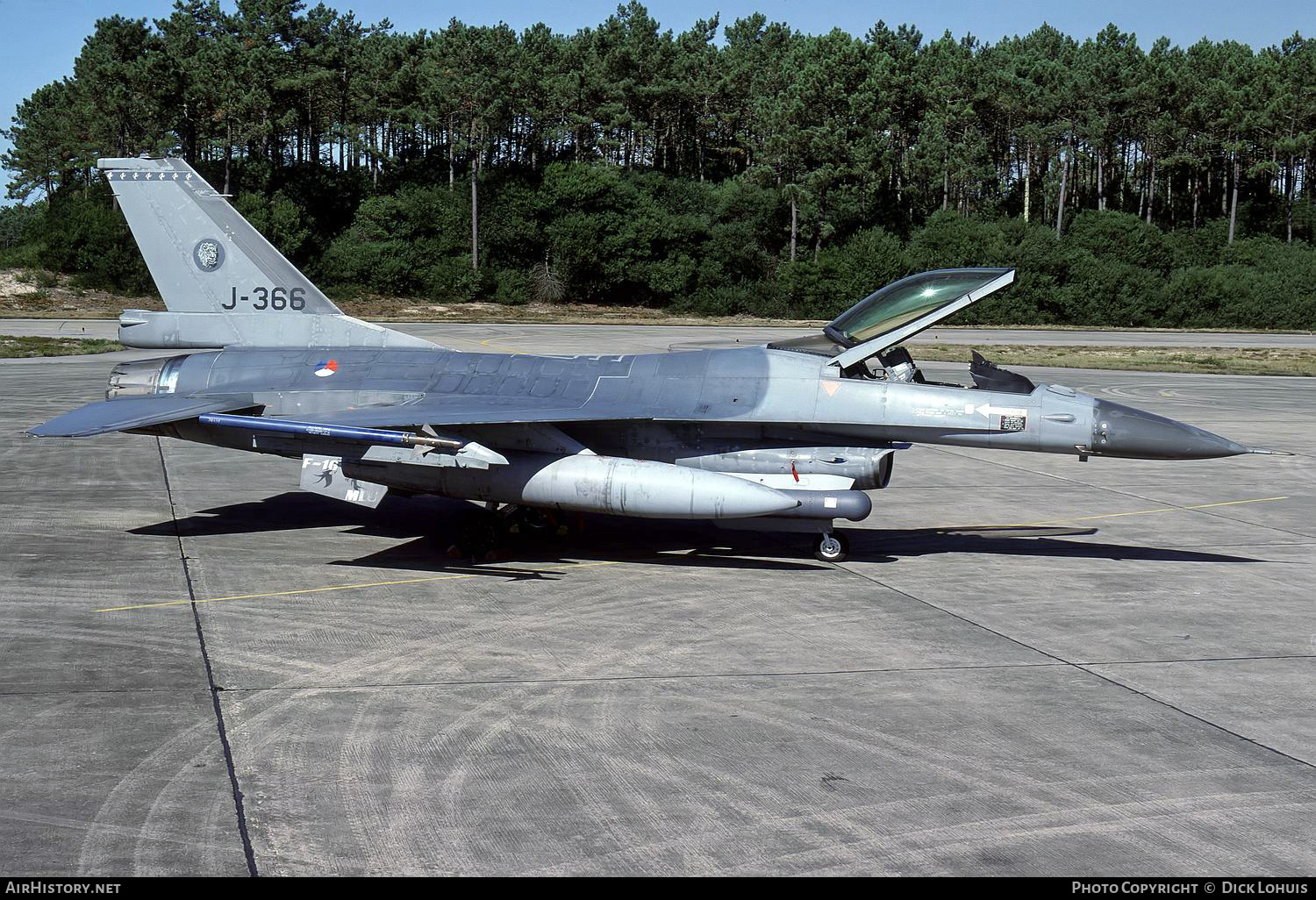 Aircraft Photo of J-366 | General Dynamics F-16AM Fighting Falcon ...