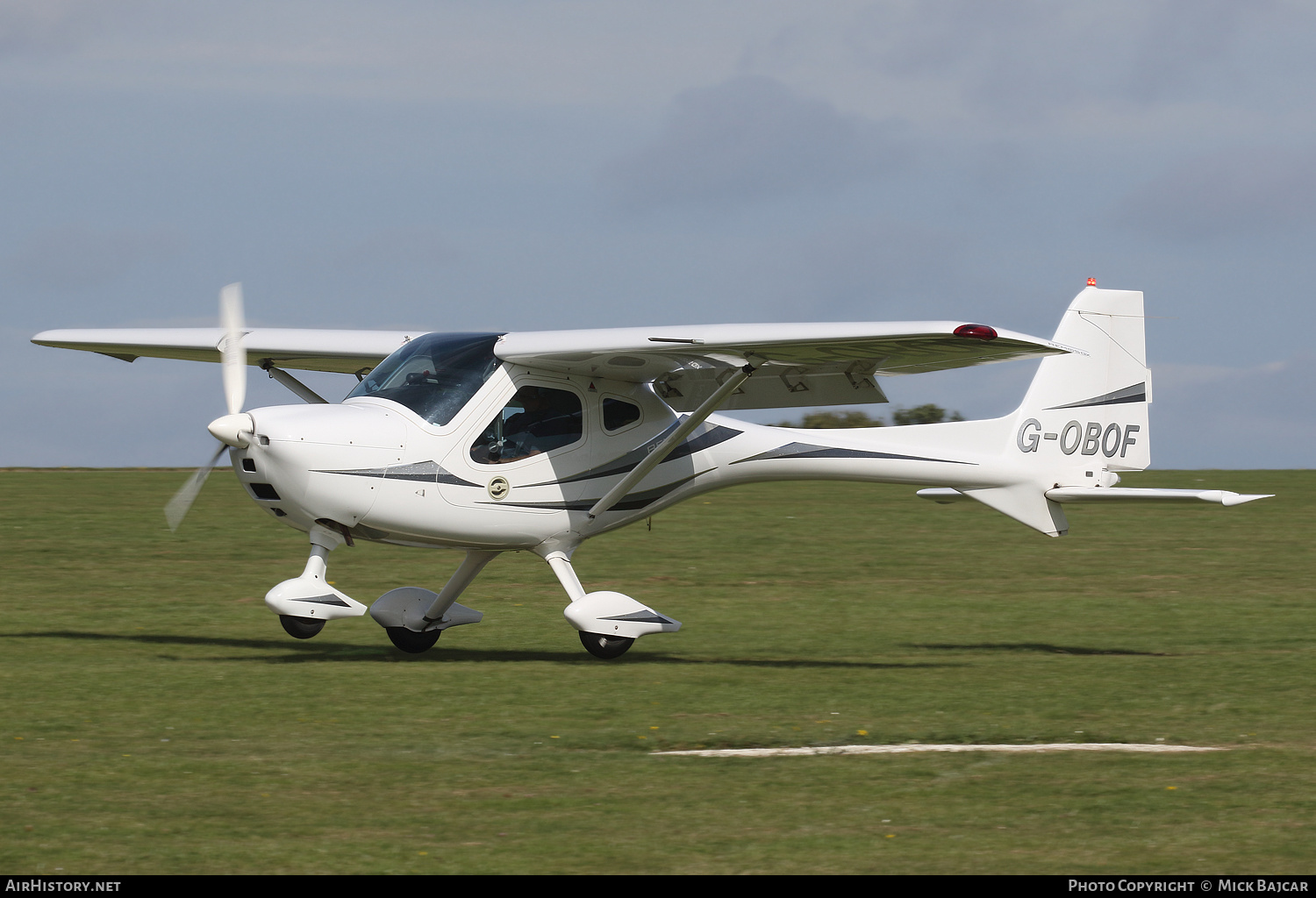 Aircraft Photo of G-OBOF | Remos GX | AirHistory.net #342329