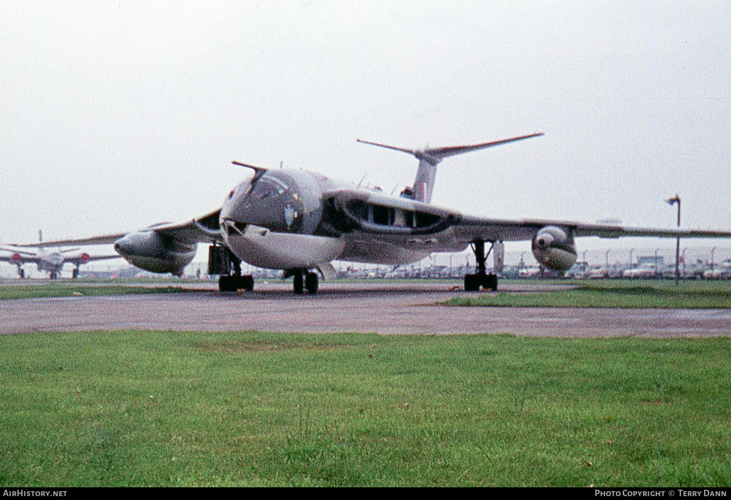 Aircraft Photo of XL161 | Handley Page HP-80 Victor SR2 | UK - Air ...