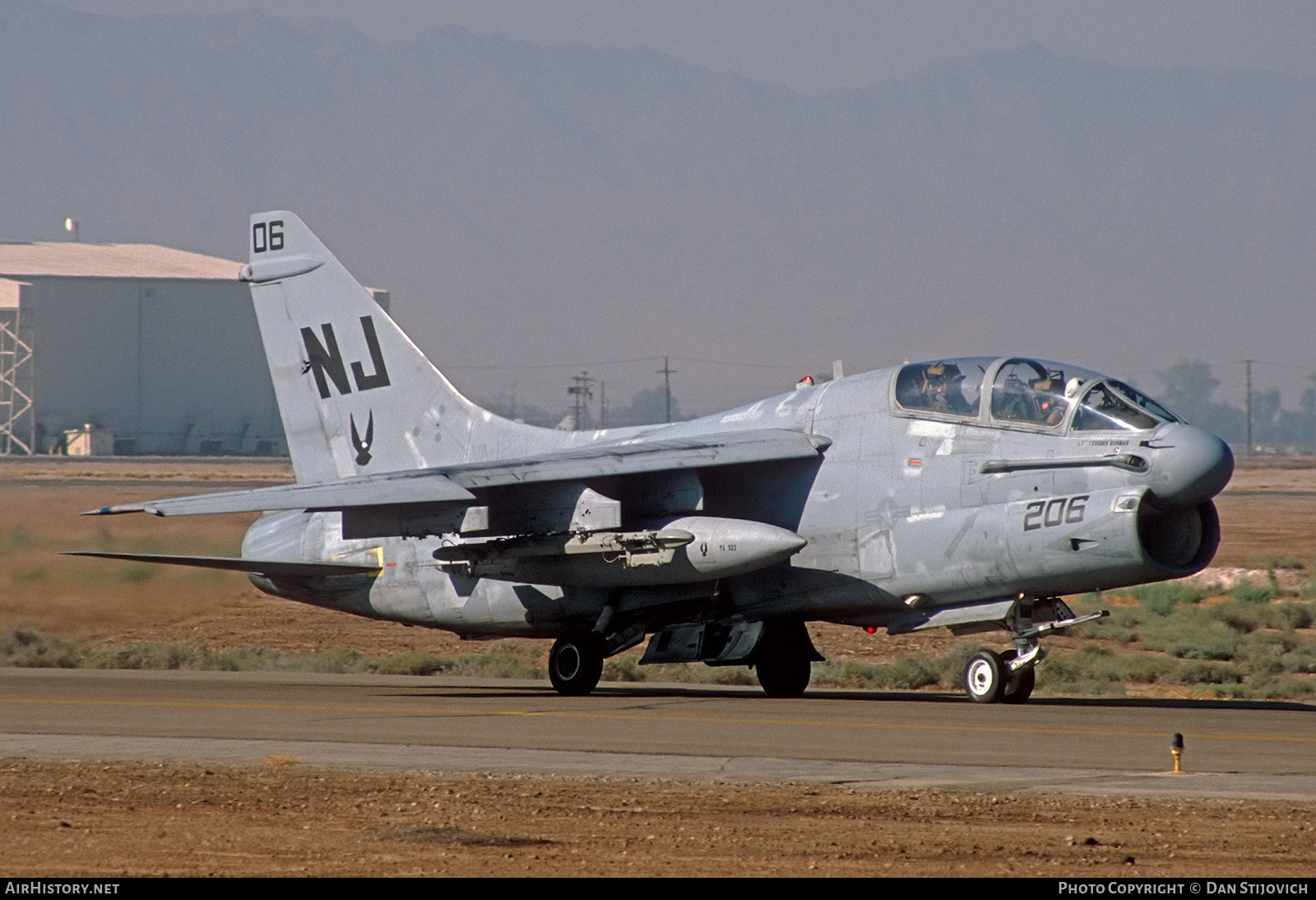 Aircraft Photo of 156795 | LTV TA-7C Corsair II | USA - Navy ...