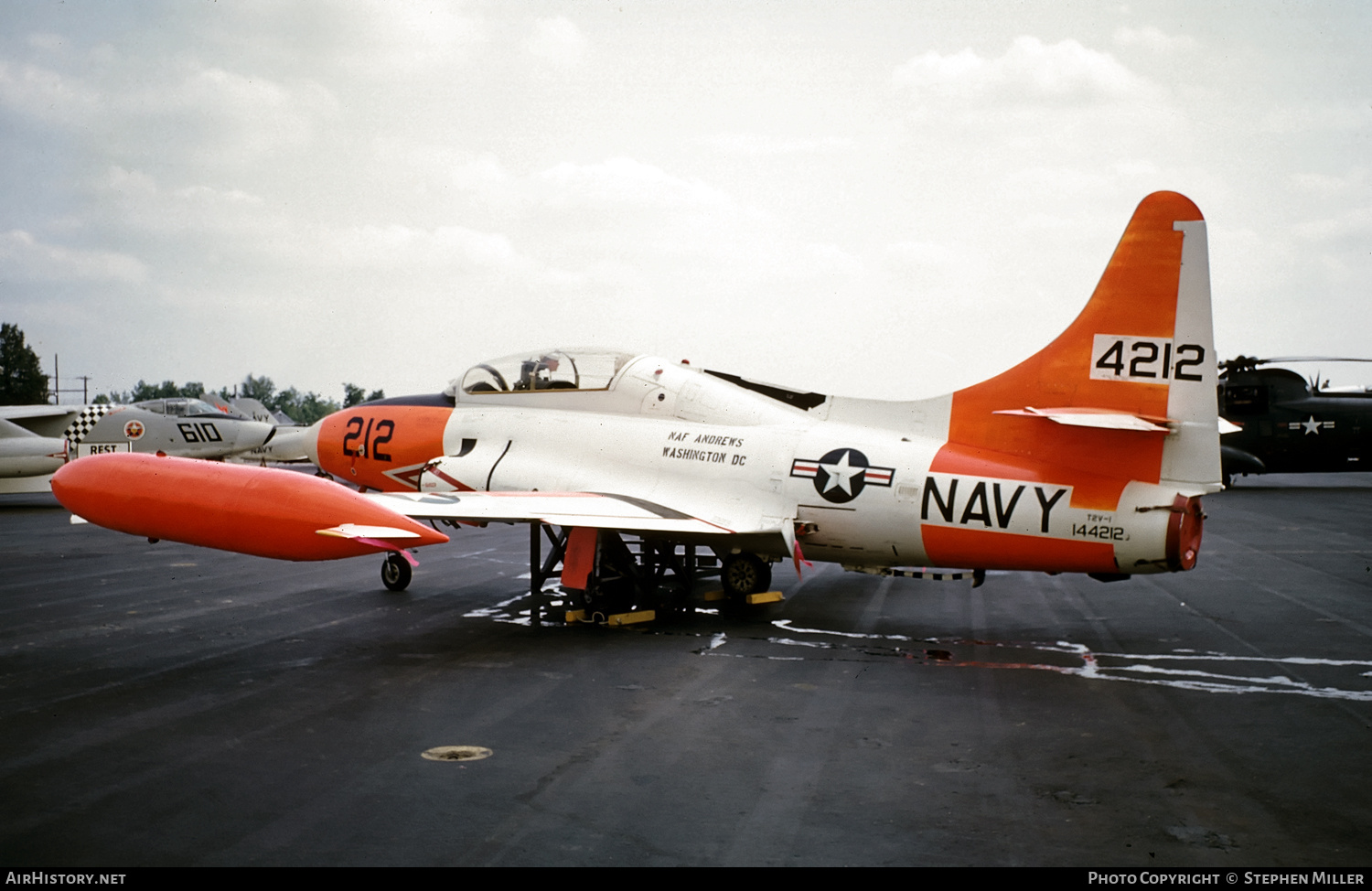 Aircraft Photo of 144212 / 4212 | Lockheed T2V-1 Seastar | USA - Navy ...
