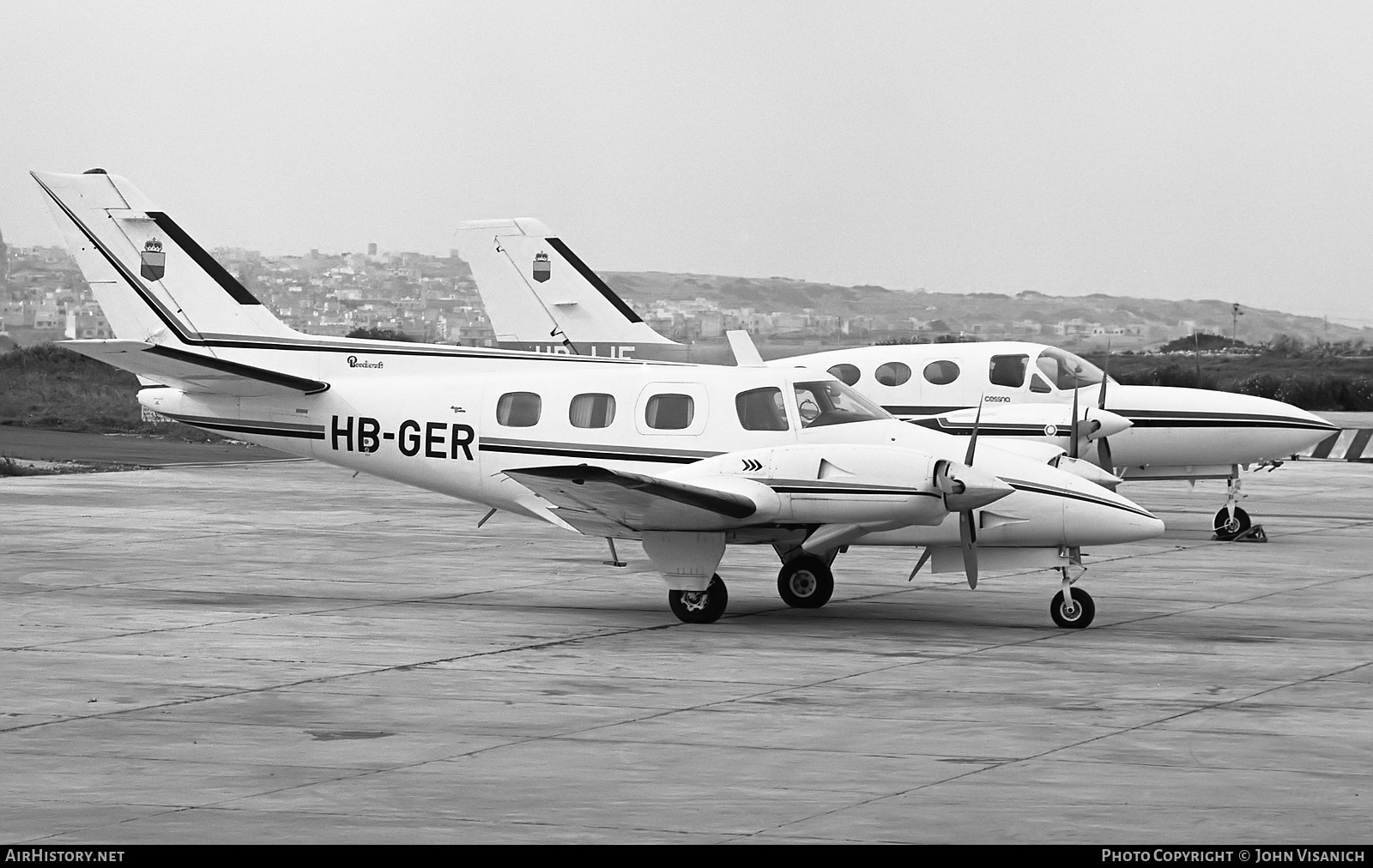 Aircraft Photo of HB-GER | Beech 60 Duke | AirHistory.net #423931