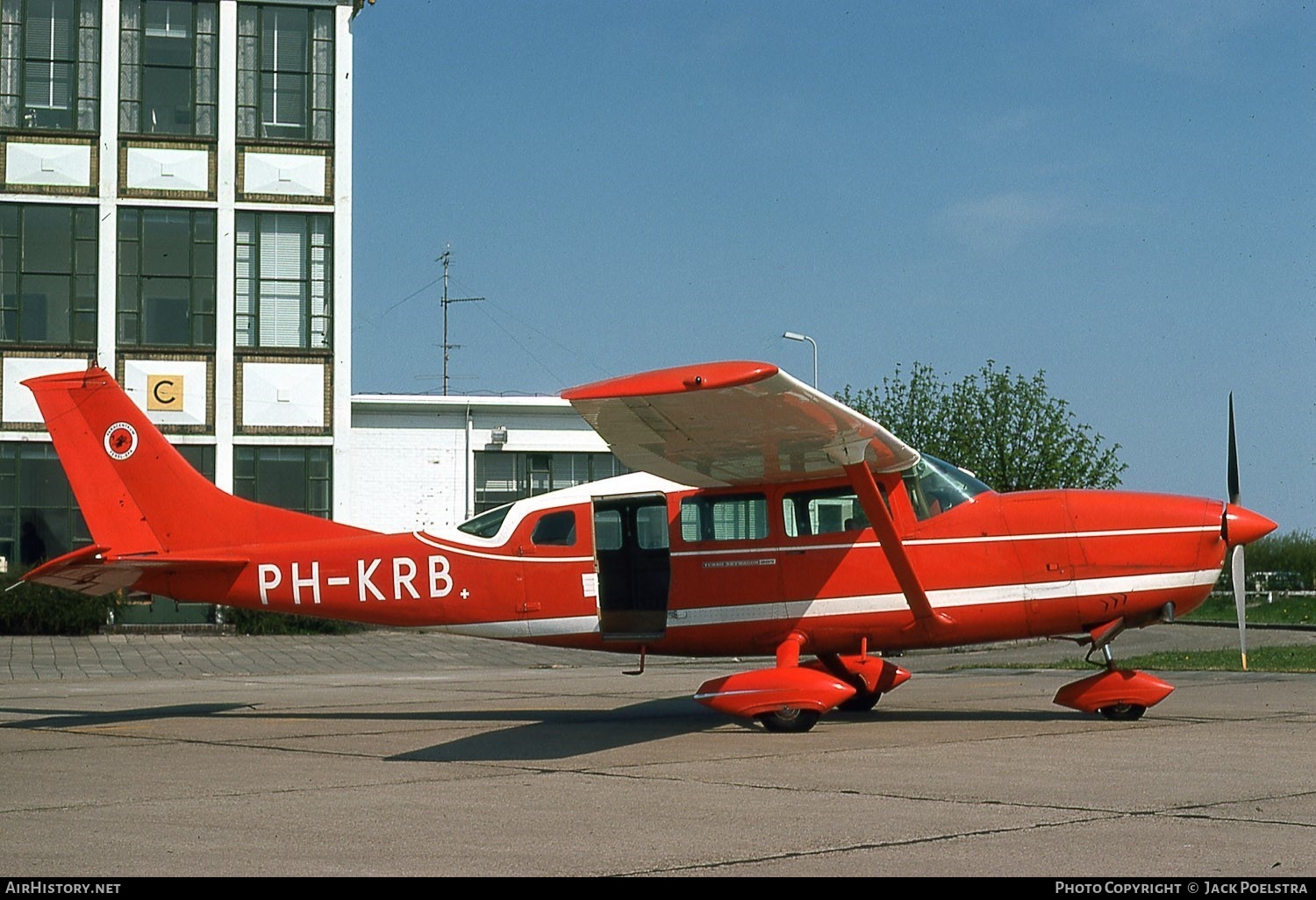 Aircraft Photo of PH-KRB | Cessna T207 Turbo Skywagon 207 | AirHistory ...