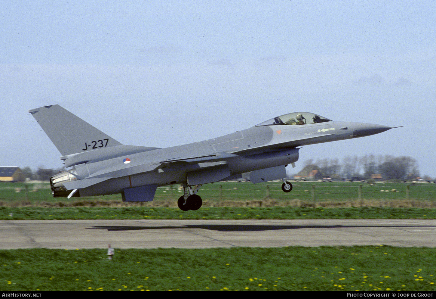 Aircraft Photo of J-237 | General Dynamics F-16A Fighting Falcon ...