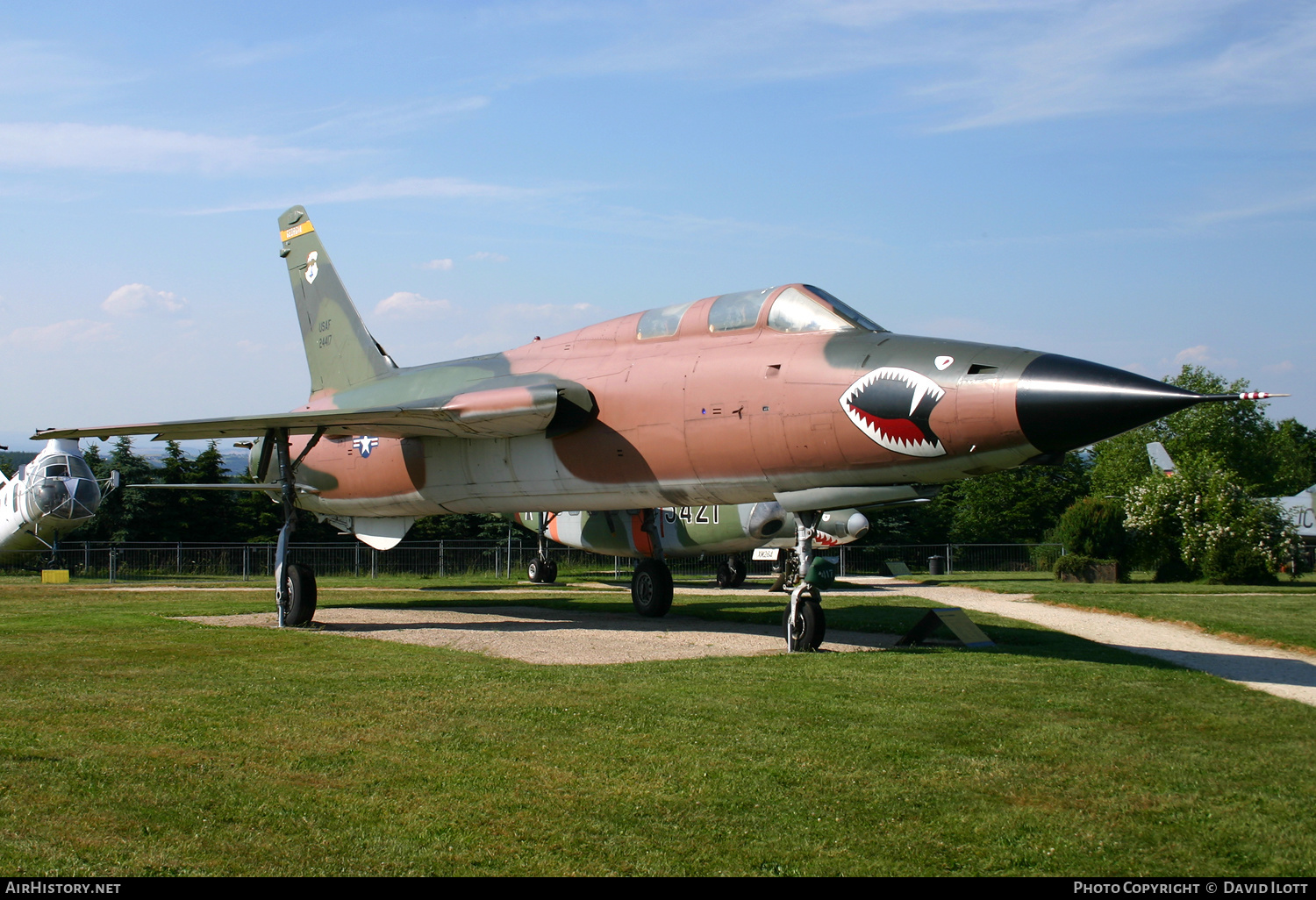 Aircraft Photo of 62-4417 / 24417 | Republic F-105F Thunderchief | USA ...