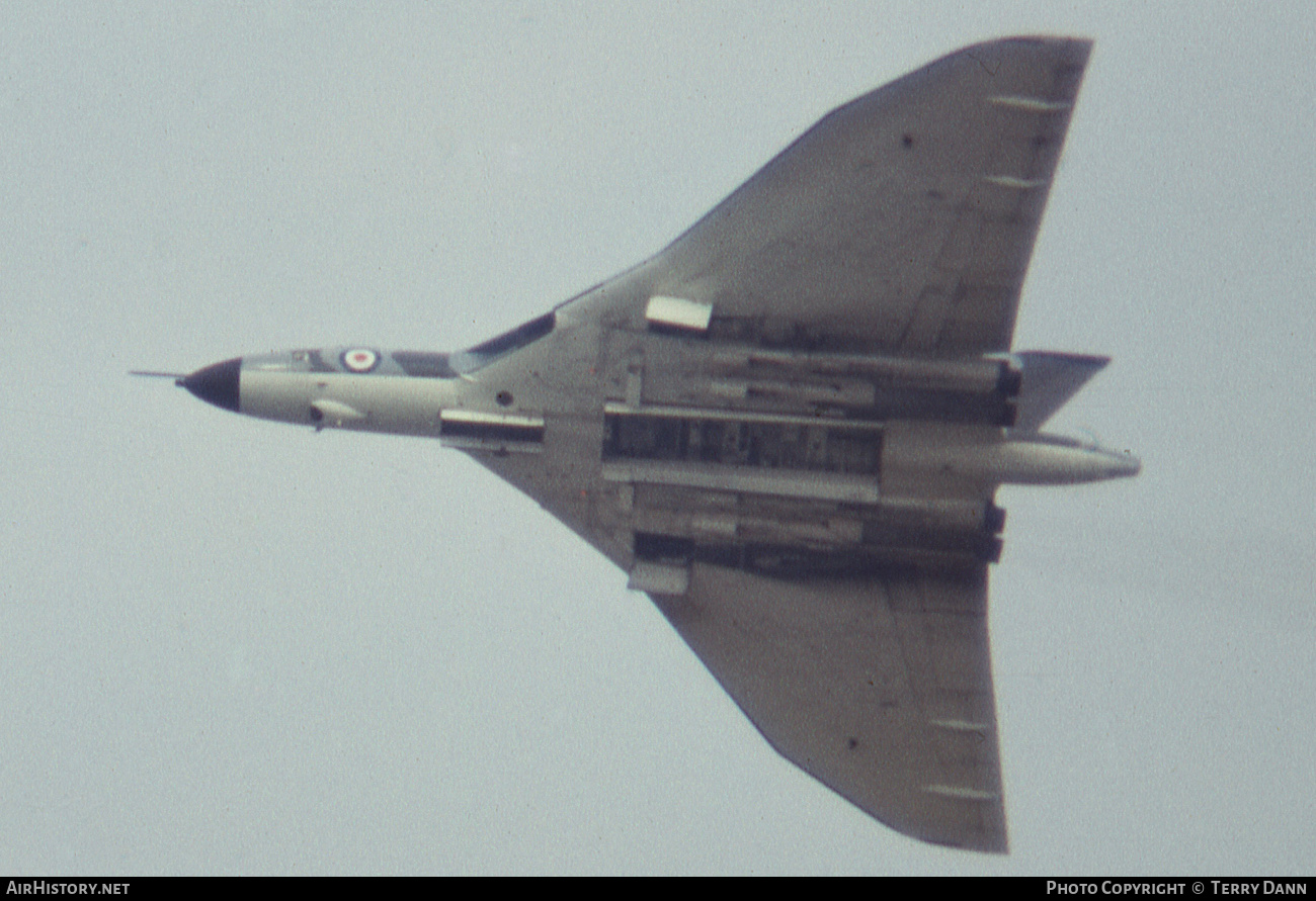 Aircraft Photo of XL388 | Avro 698 Vulcan B.2 | UK - Air Force ...