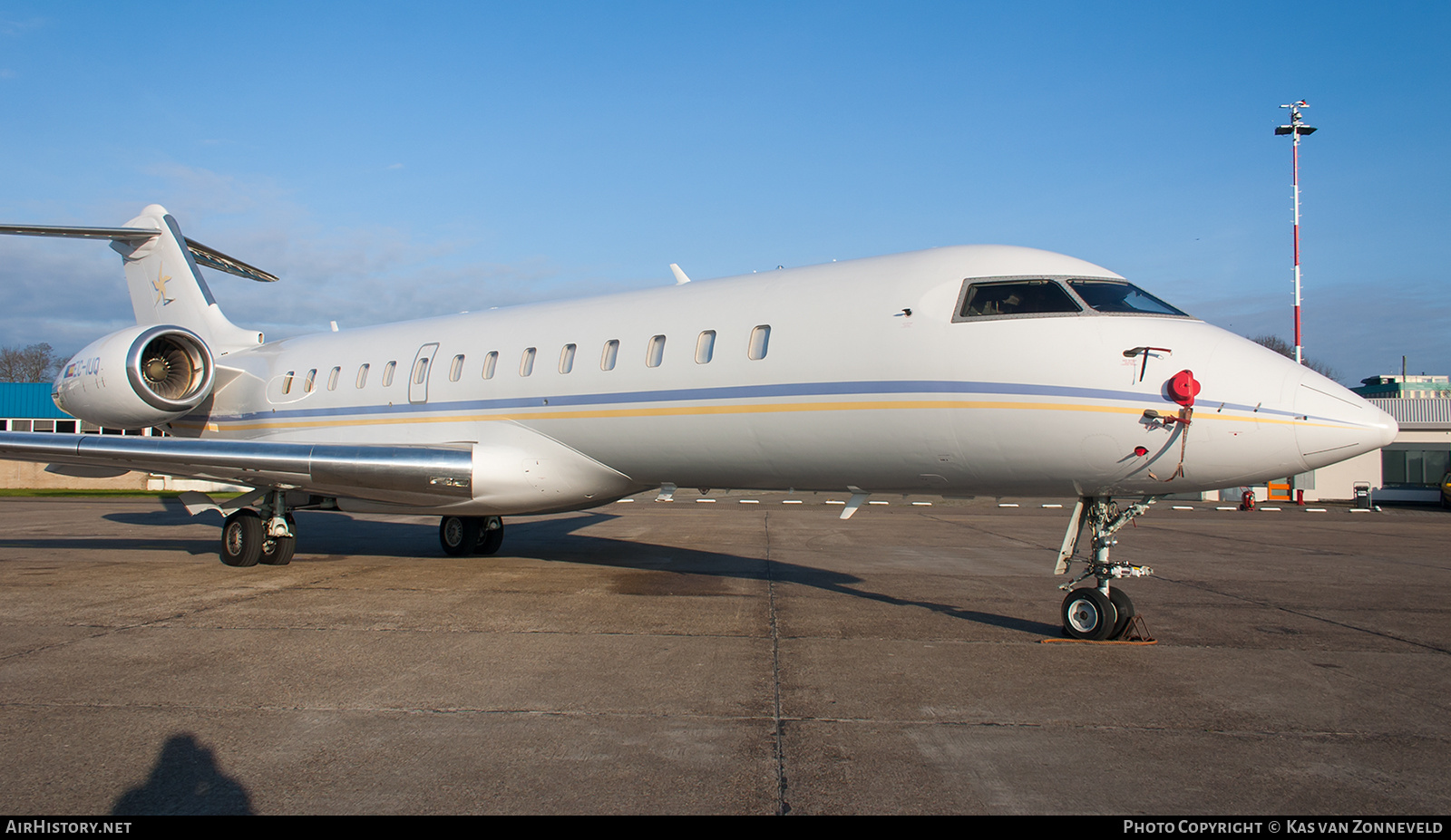 Aircraft Photo of EC-IUQ | Bombardier Global Express (BD-700-1A10 ...
