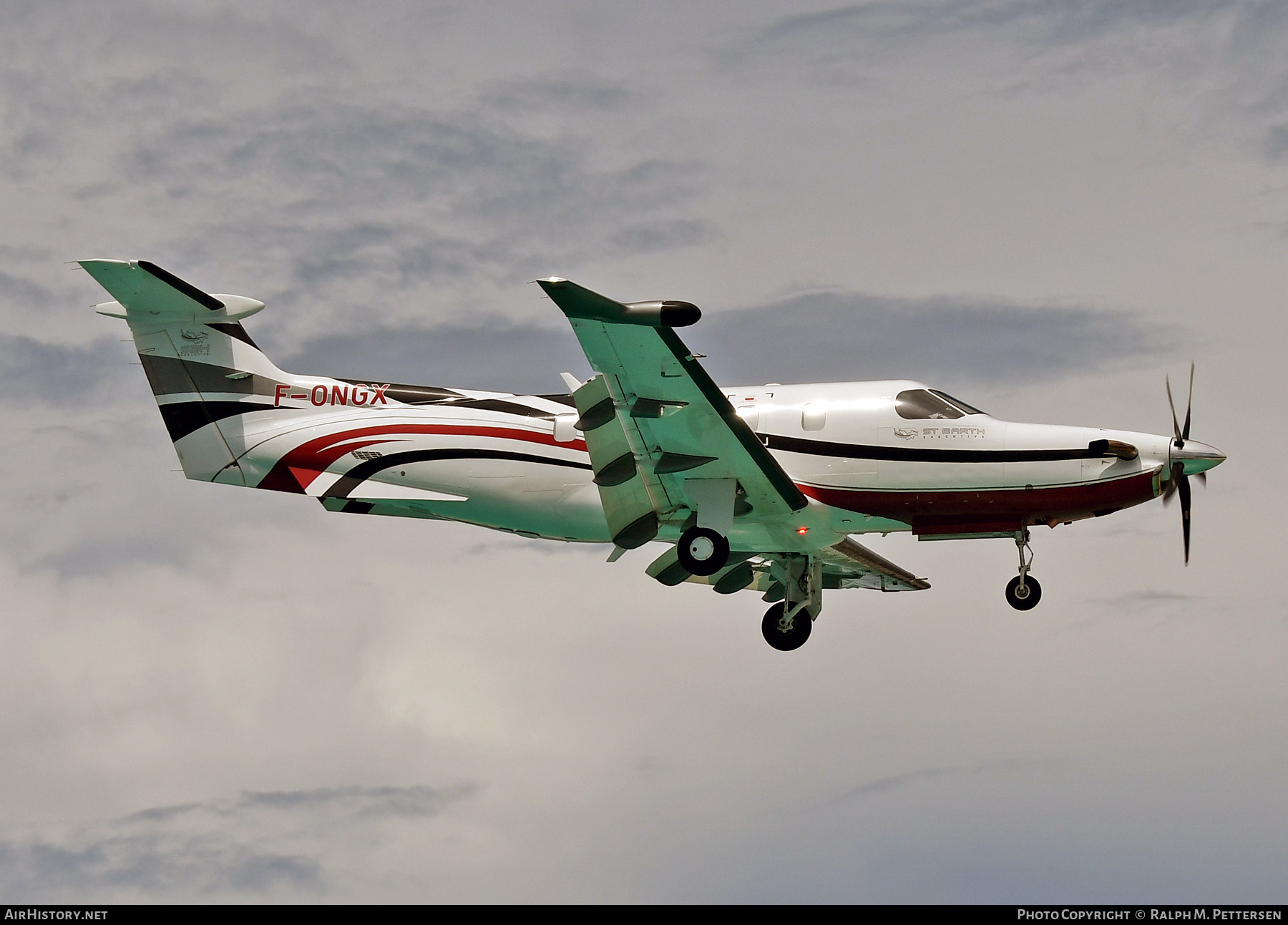 Aircraft Photo of F-ONGX | Pilatus PC-12NG (PC-12/47E) | St. Barth ...
