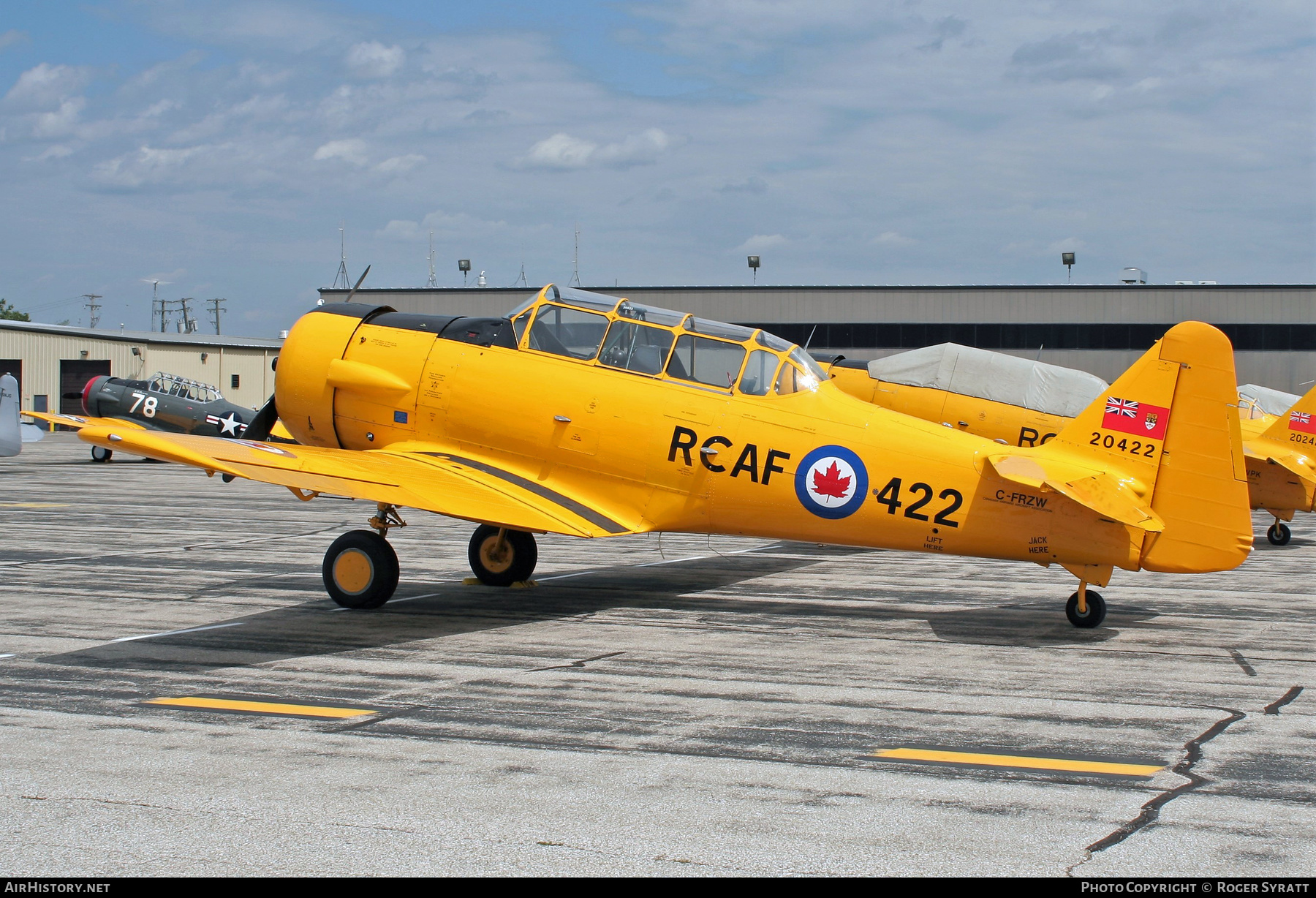 Aircraft Photo of C-FRZW / 20422 | North American Harvard Mk4 | Canada ...