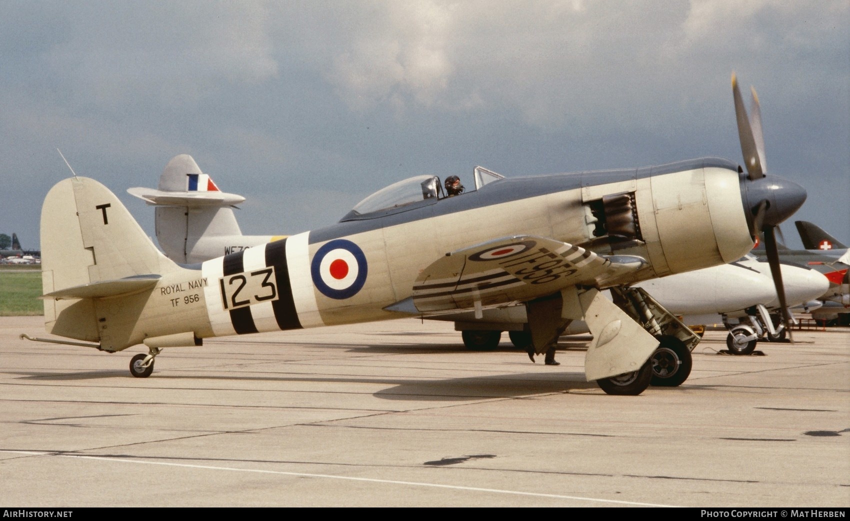 Aircraft Photo of TF956 | Hawker Sea Fury FB11 | UK - Navy | AirHistory ...