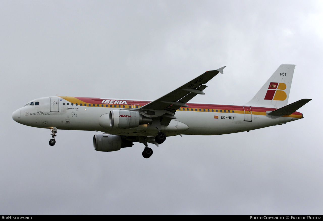Aircraft Photo of EC-HDT | Airbus A320-214 | Iberia | AirHistory.net ...