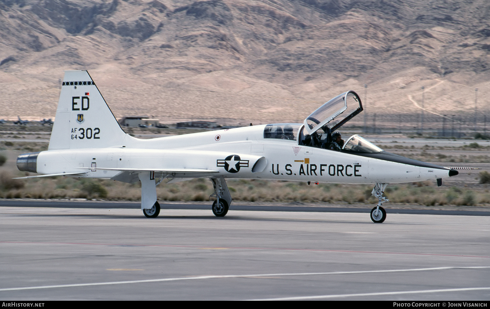 Aircraft Photo of 64-13302 / AF64302 | Northrop T-38A Talon | USA - Air ...