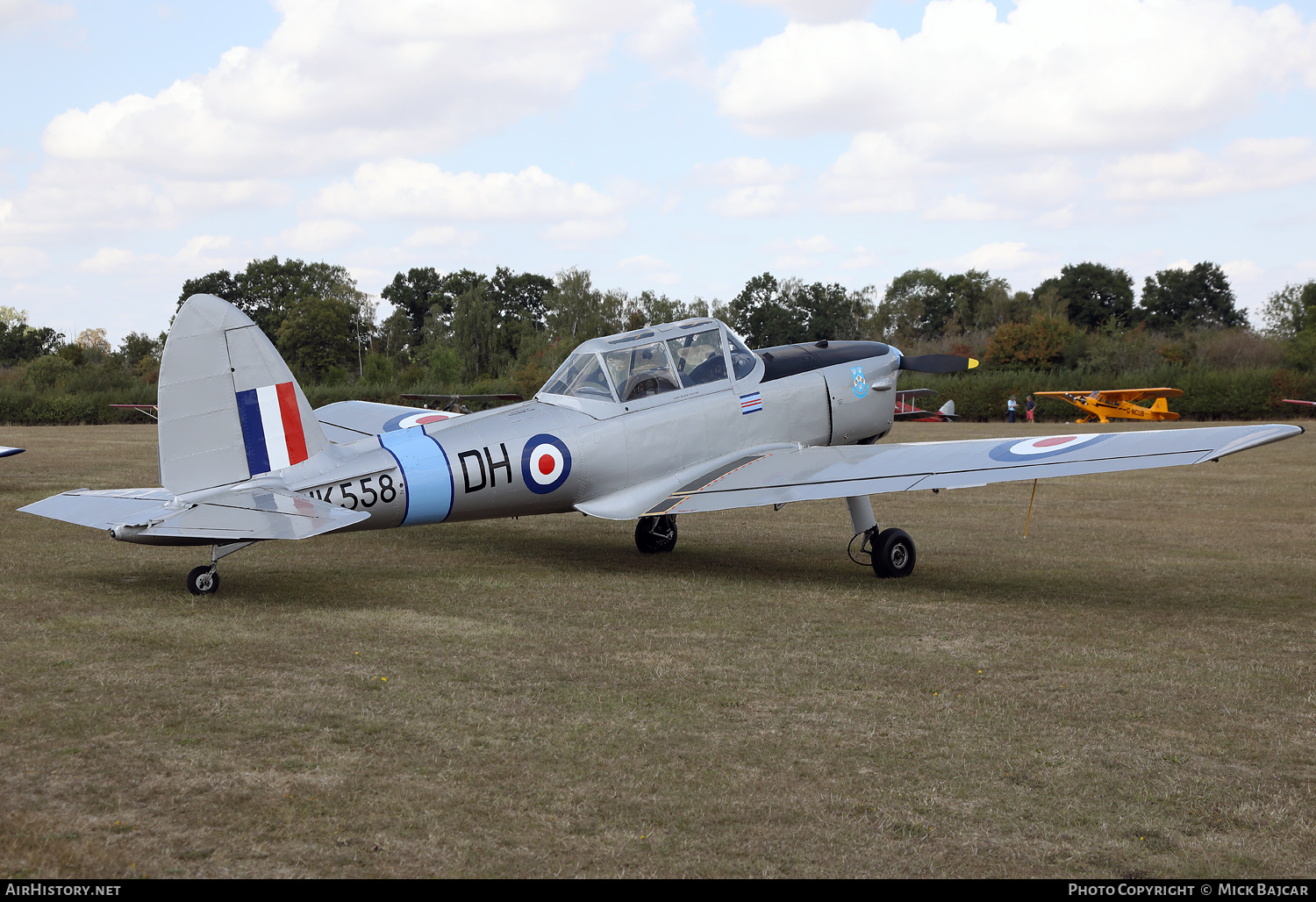 Aircraft Photo of G-ARMG / WK558 | De Havilland Canada DHC-1 Chipmunk Mk22 | UK - Air Force ...