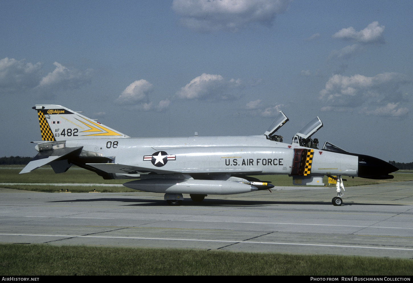 Aircraft Photo Of 63 7482 Af63 482 Mcdonnell F 4c Phantom Ii Usa