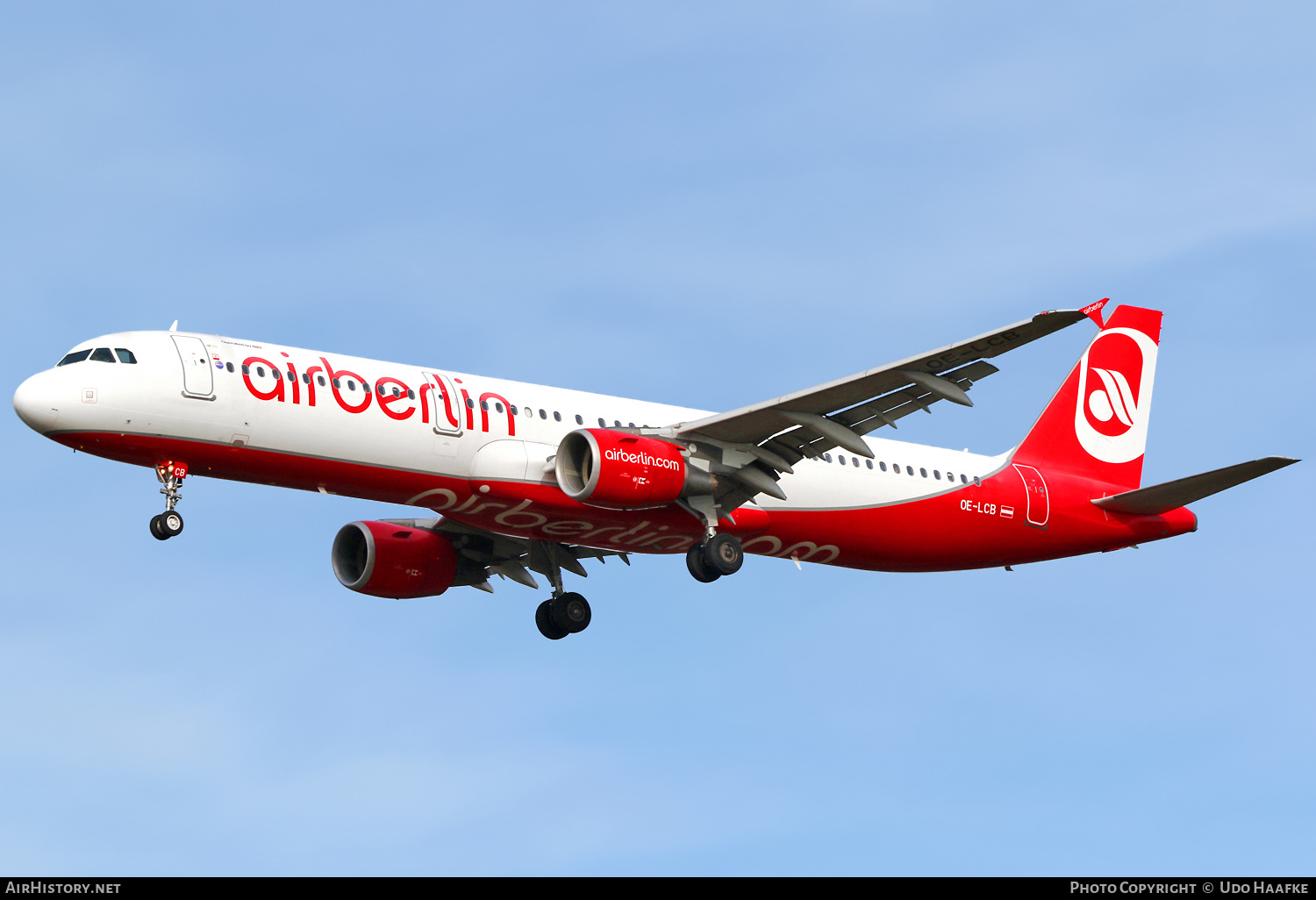 Aircraft Photo of OE-LCB | Airbus A321-211 | Air Berlin | AirHistory ...
