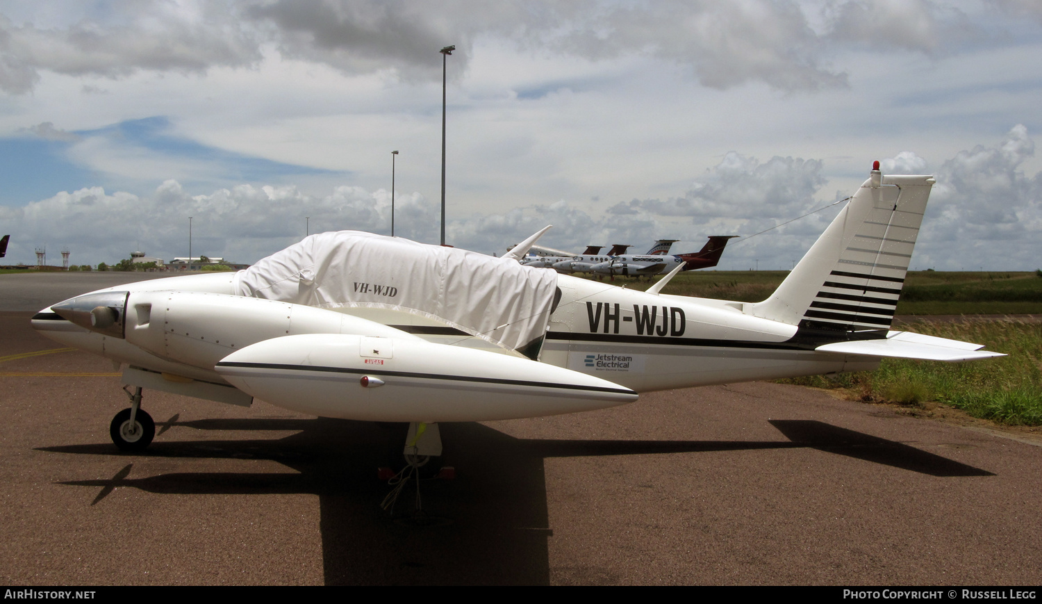 Aircraft Photo of VH-WJD | Piper PA-30-160 Twin Comanche B | Jetstream ...