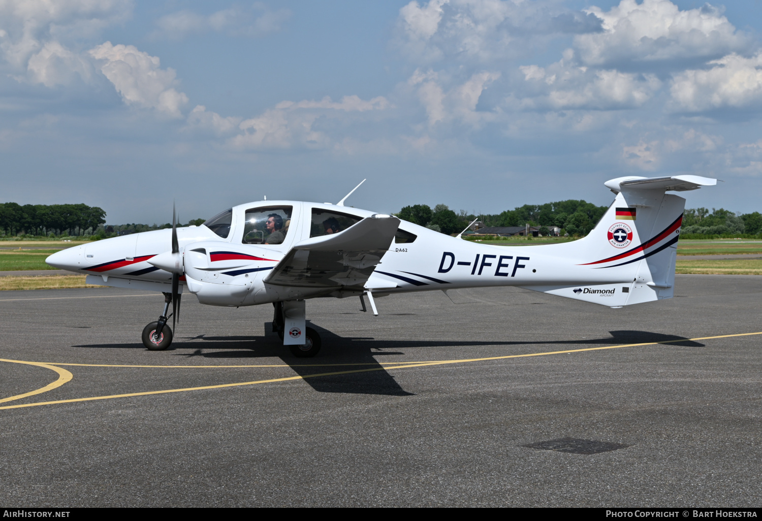 Aircraft Photo of D-IFEF | Diamond DA62 | Foxtrot Echo Air Charter ...