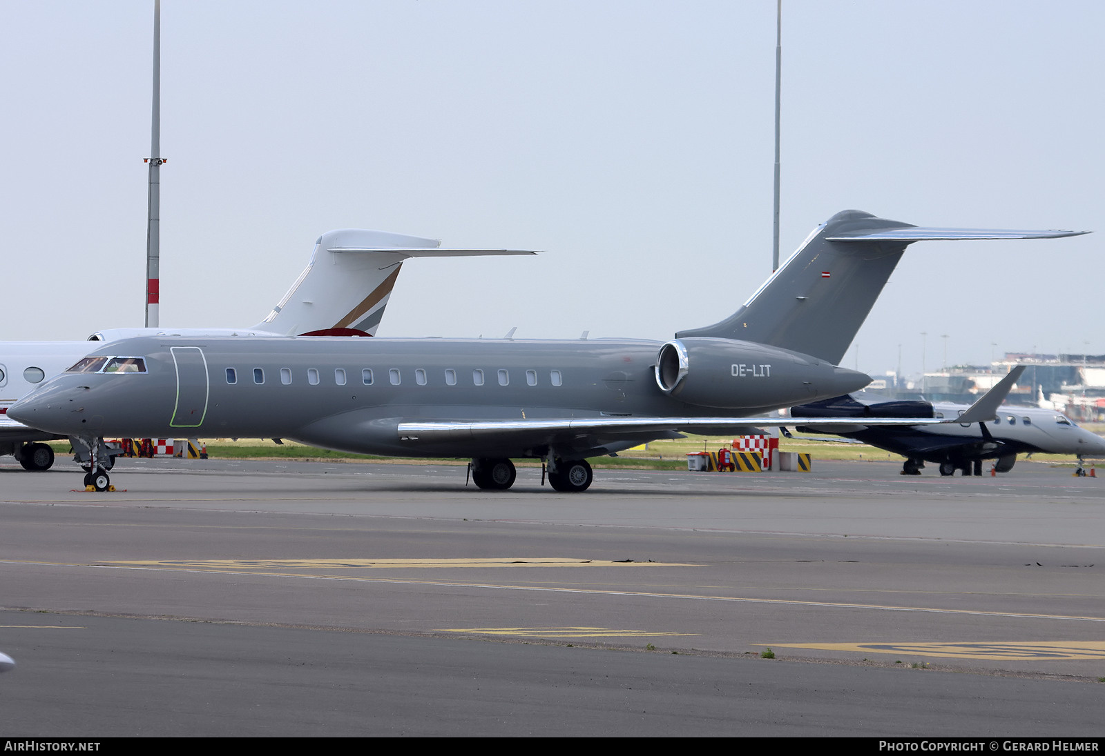 Aircraft Photo of OE-LIT | Bombardier Global 6000 (BD-700-1A10 ...