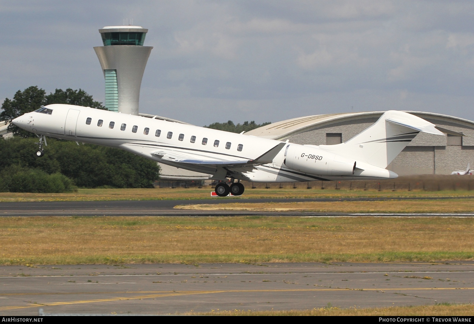Aircraft Photo of G-DBSD | Bombardier Global 7500 (BD-700-2A12 ...
