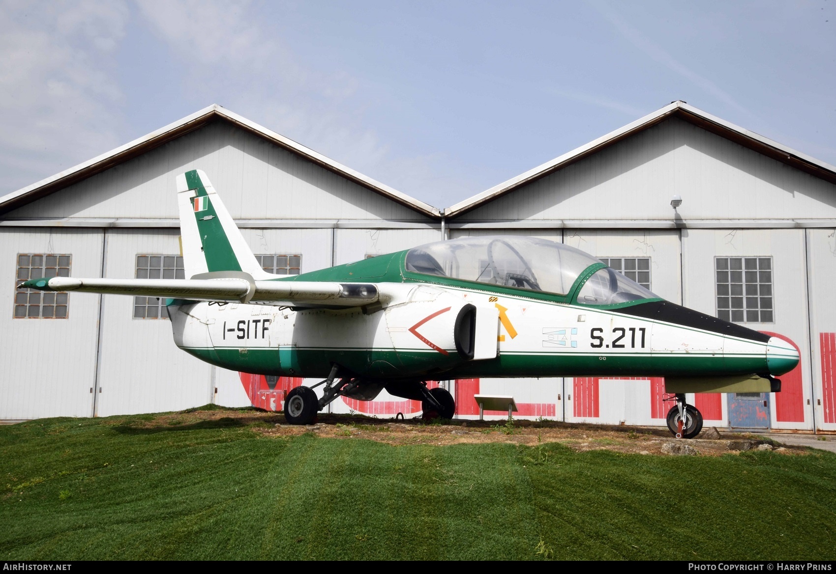 Aircraft Photo of I-SITF | SIAI-Marchetti S-211 | AirHistory.net #596375