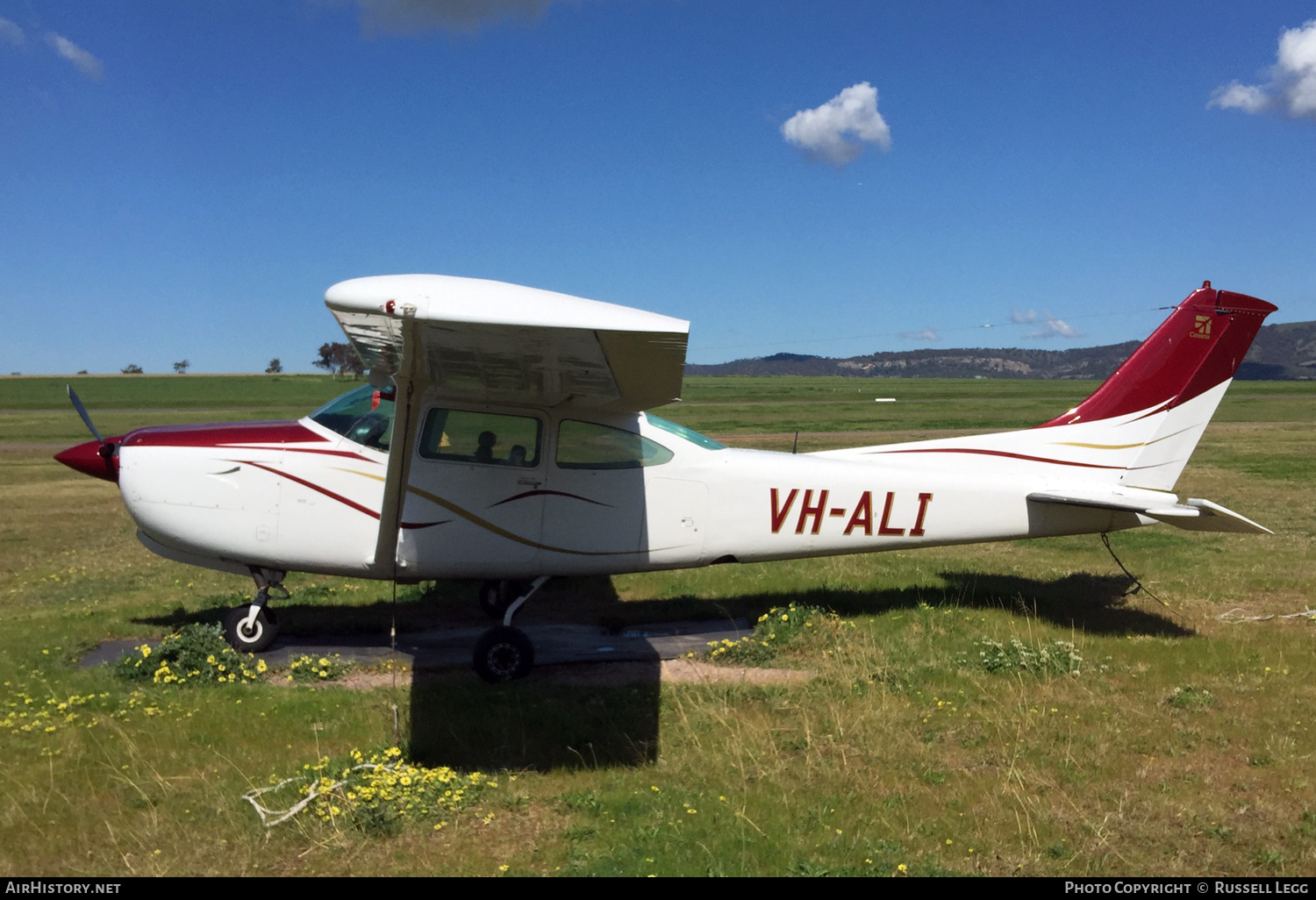 Aircraft Photo of VH-ALI | Cessna R182 Skylane RG | AirHistory.net #599636