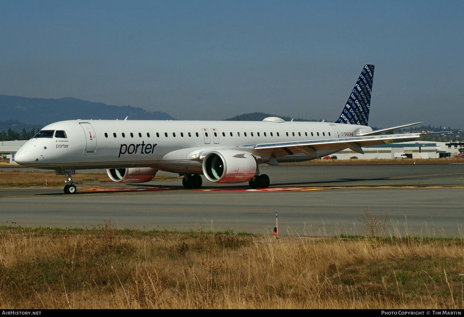 Aircraft Photo of C-GKQU | Embraer 195-E2 (ERJ-190-400) | Porter Airlines | AirHistory.net #605071