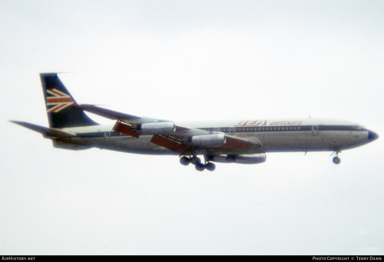 Aircraft Photo of G-APFG | Boeing 707-436 | BEA Airtours - British ...