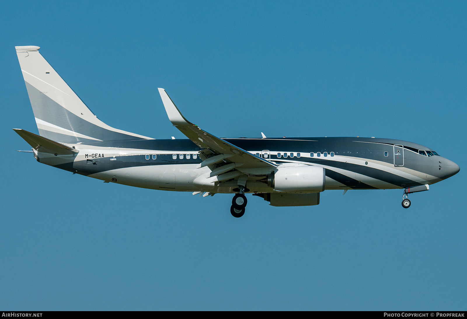 Aircraft Photo of M-GEAA | Boeing 737-7JW BBJ | AirHistory.net #619209