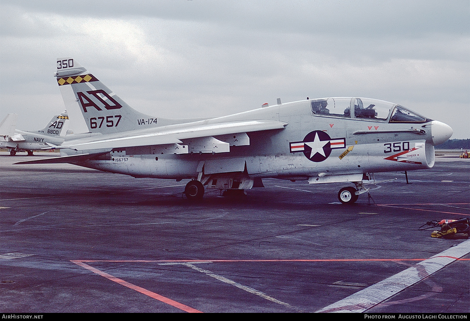 Aircraft Photo of 156757 | LTV TA-7C Corsair II | USA - Navy ...