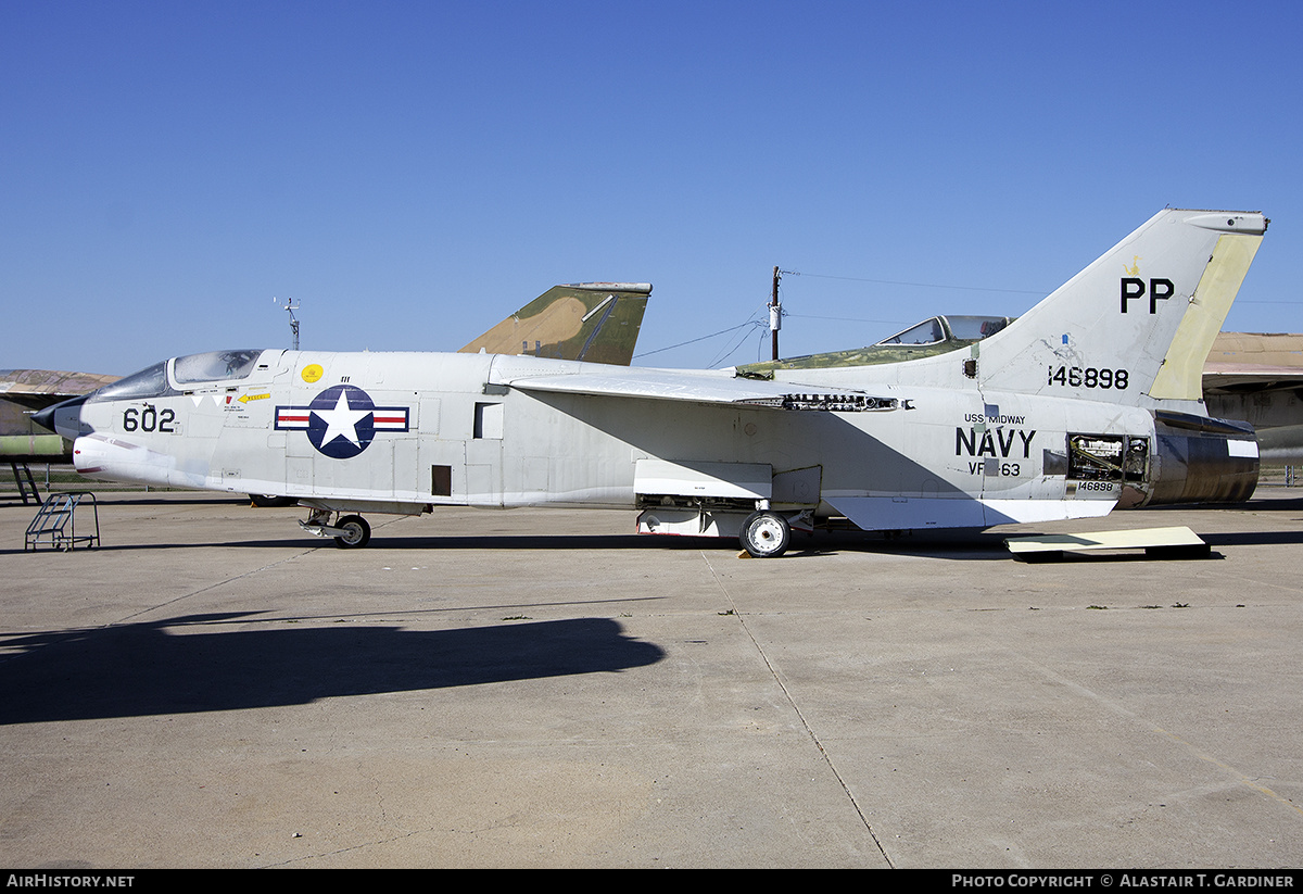 Aircraft Photo of 146898 | Vought RF-8G Crusader | USA - Navy ...