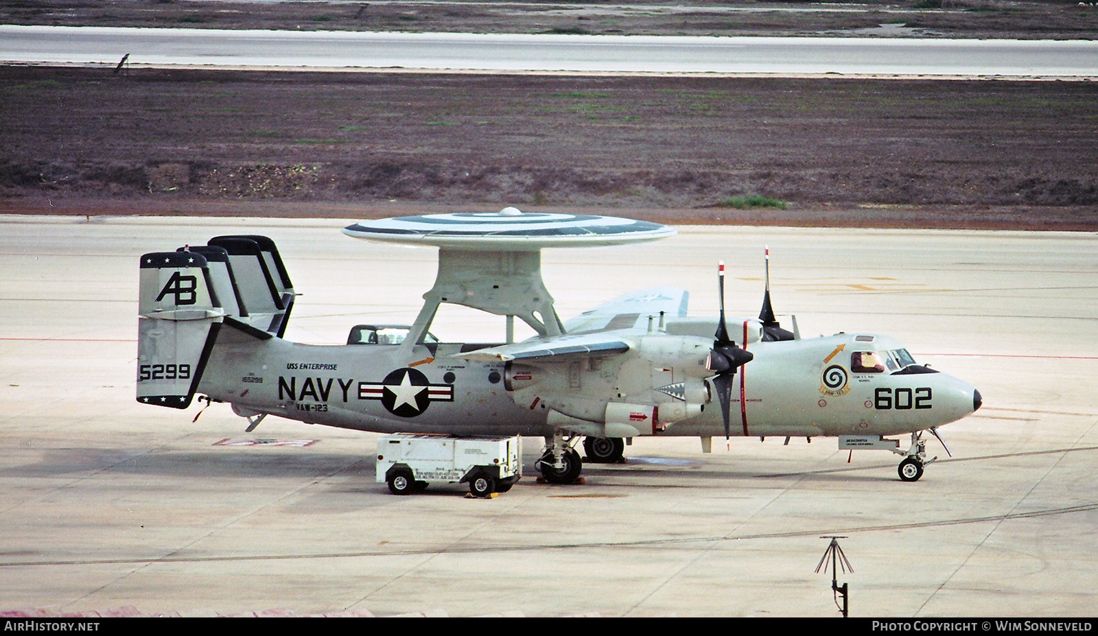 Aircraft Photo of 165299 | Grumman E-2C Hawkeye | USA - Navy ...