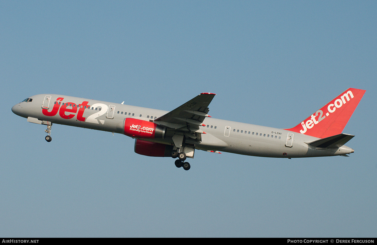 Aircraft Photo of G-LSAI | Boeing 757-21B | Jet2 | AirHistory.net #659147