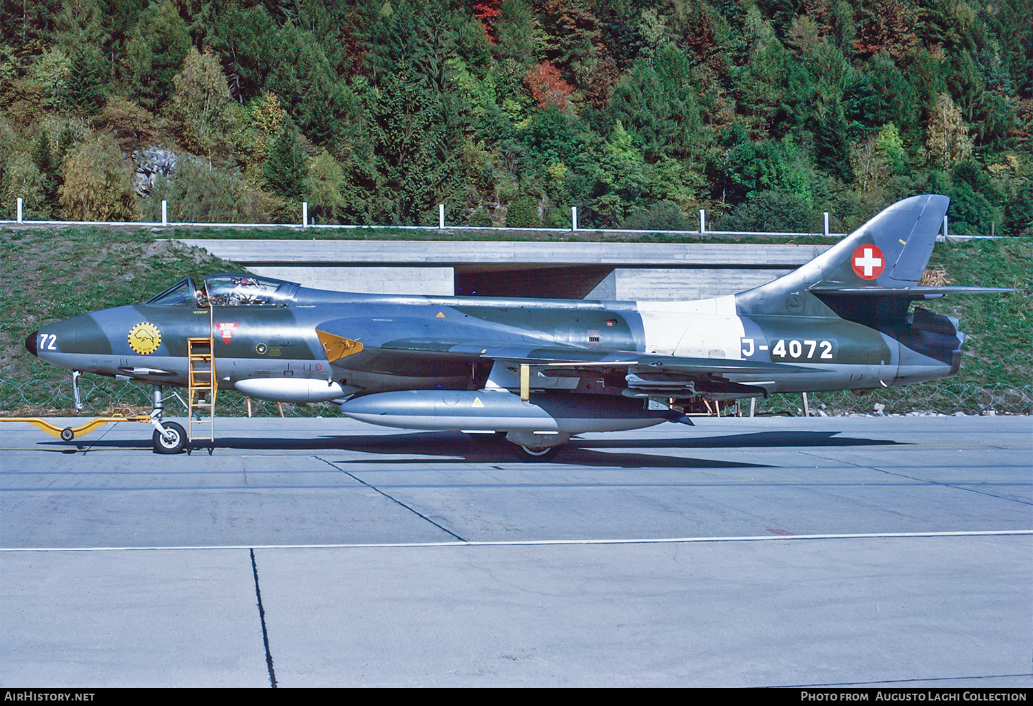 Aircraft Photo of J-4072 | Hawker Hunter F58 | Switzerland - Air Force ...