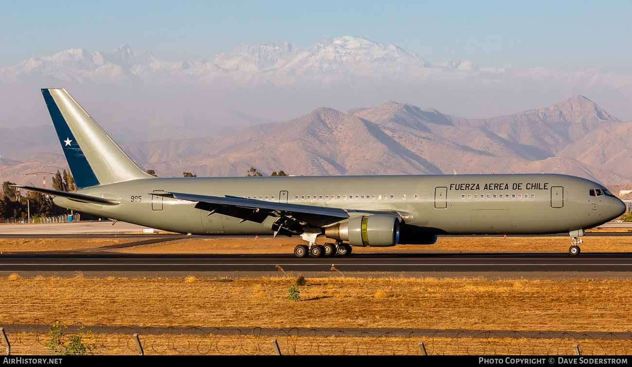 Aircraft Photo of 985 | Boeing 767-3Y0/ER | Chile - Air Force ...