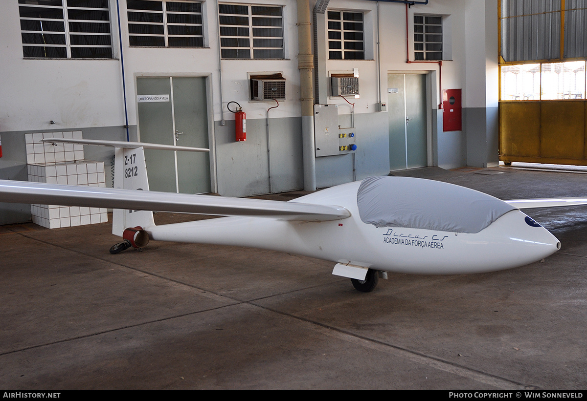 Aircraft Photo of 8212 | Schempp-Hirth Discus CS | Brazil - Air Force ...