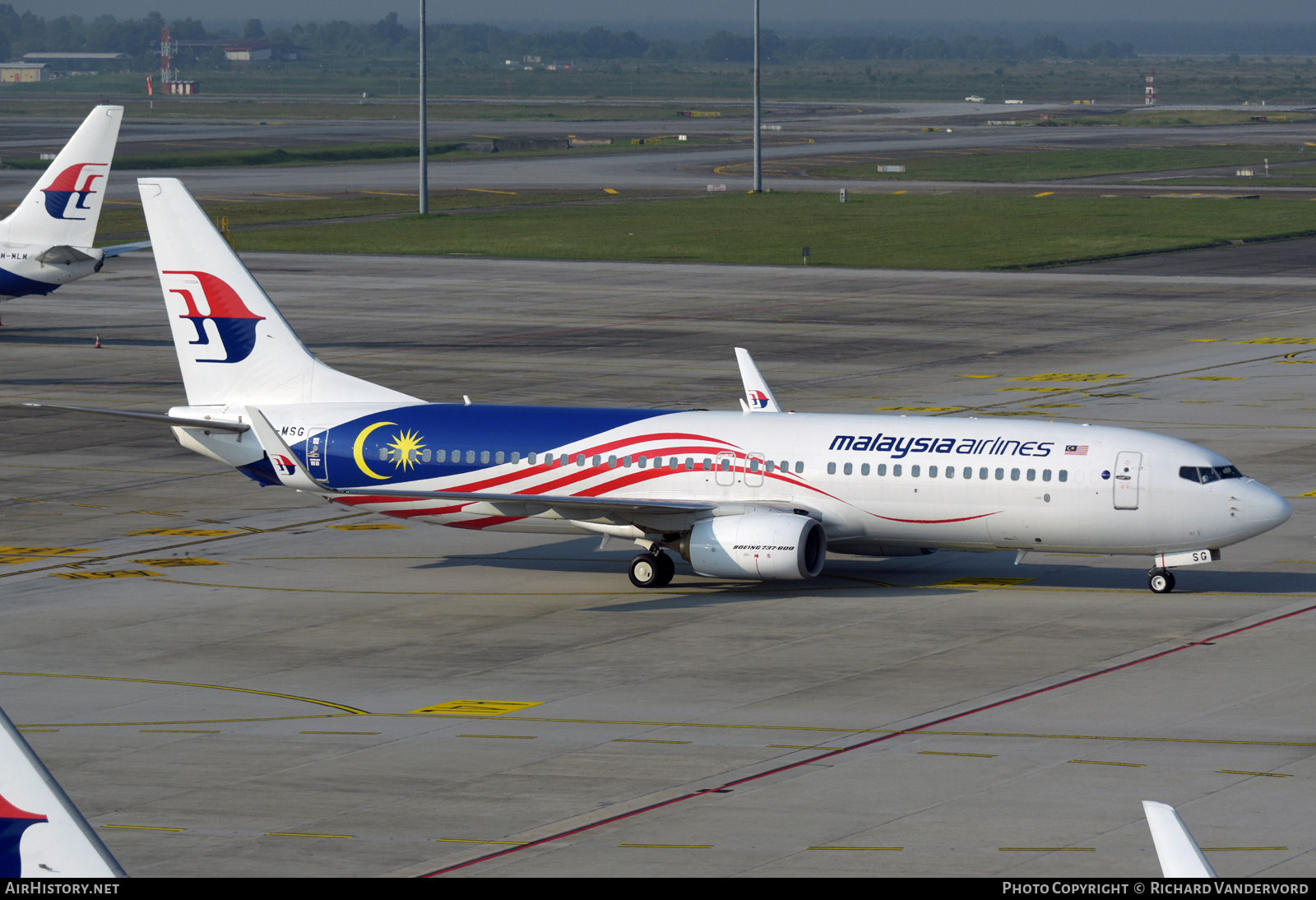 Aircraft Photo of 9M-MSG | Boeing 737-8H6 | Malaysia Airlines | AirHistory.net #699362