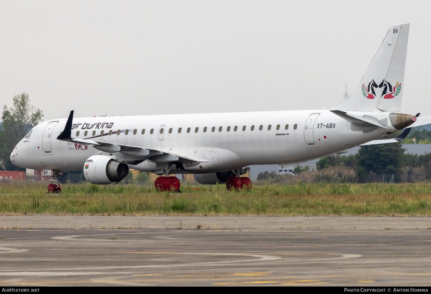 Aircraft Photo of XT-ABV | Embraer 195LR (ERJ-190-200LR) | Air Burkina | AirHistory.net #719419
