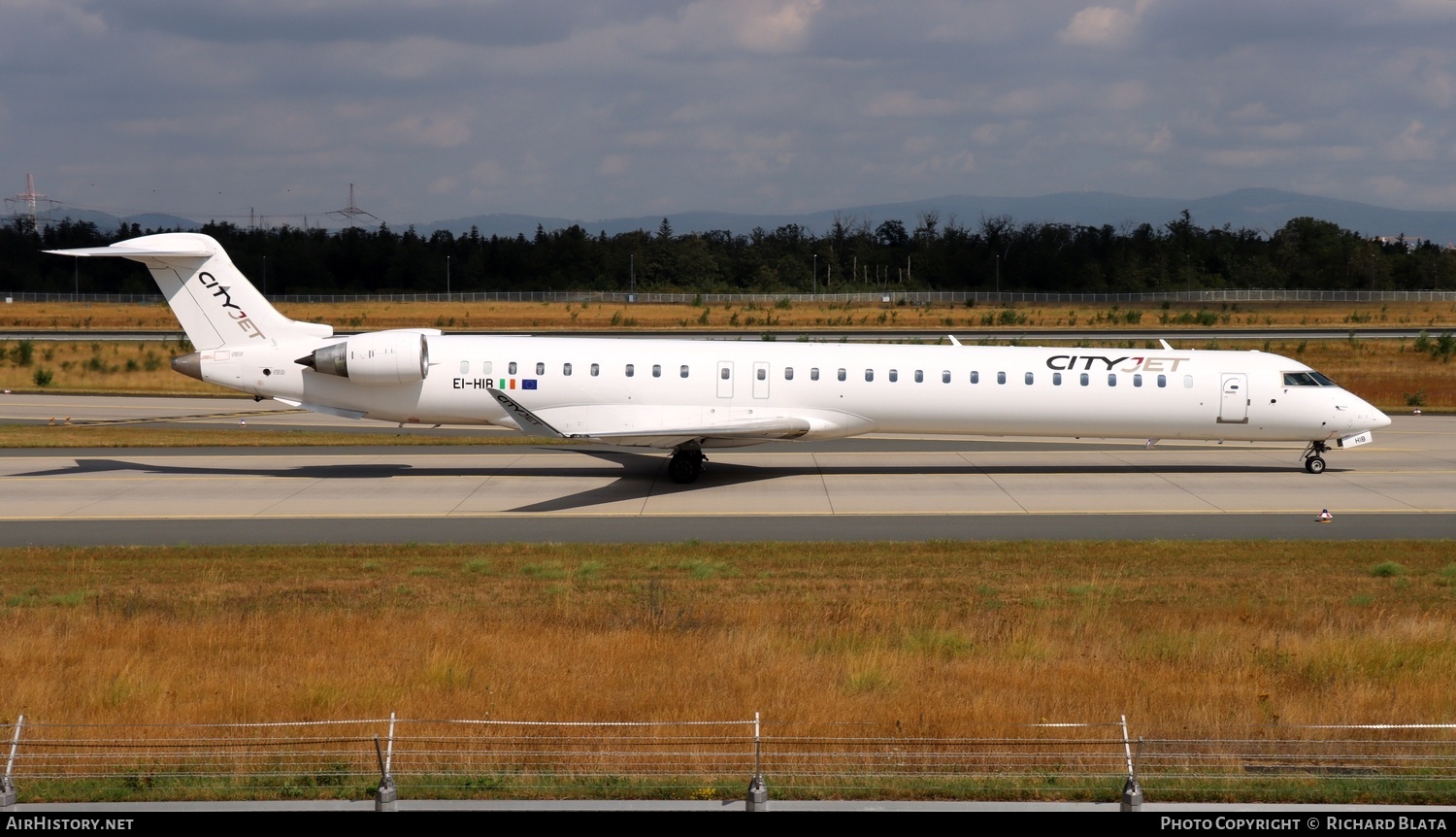 Aircraft Photo of EI-HIB | Bombardier CRJ-1000EE (CL-600-2E25) | CityJet | AirHistory.net #720063