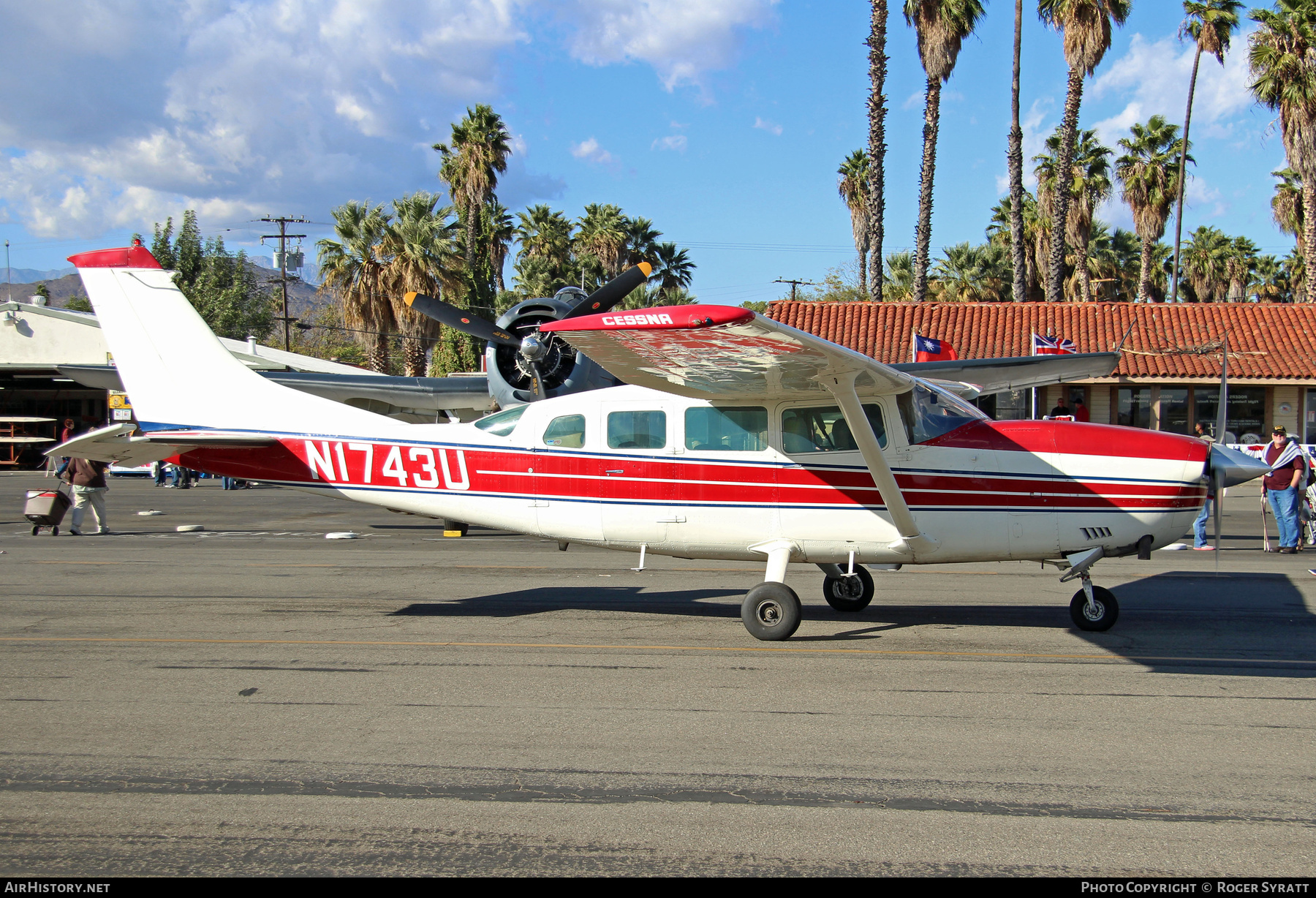 Aircraft Photo of N1743U | Cessna T207 Turbo Skywagon 207 | AirHistory ...